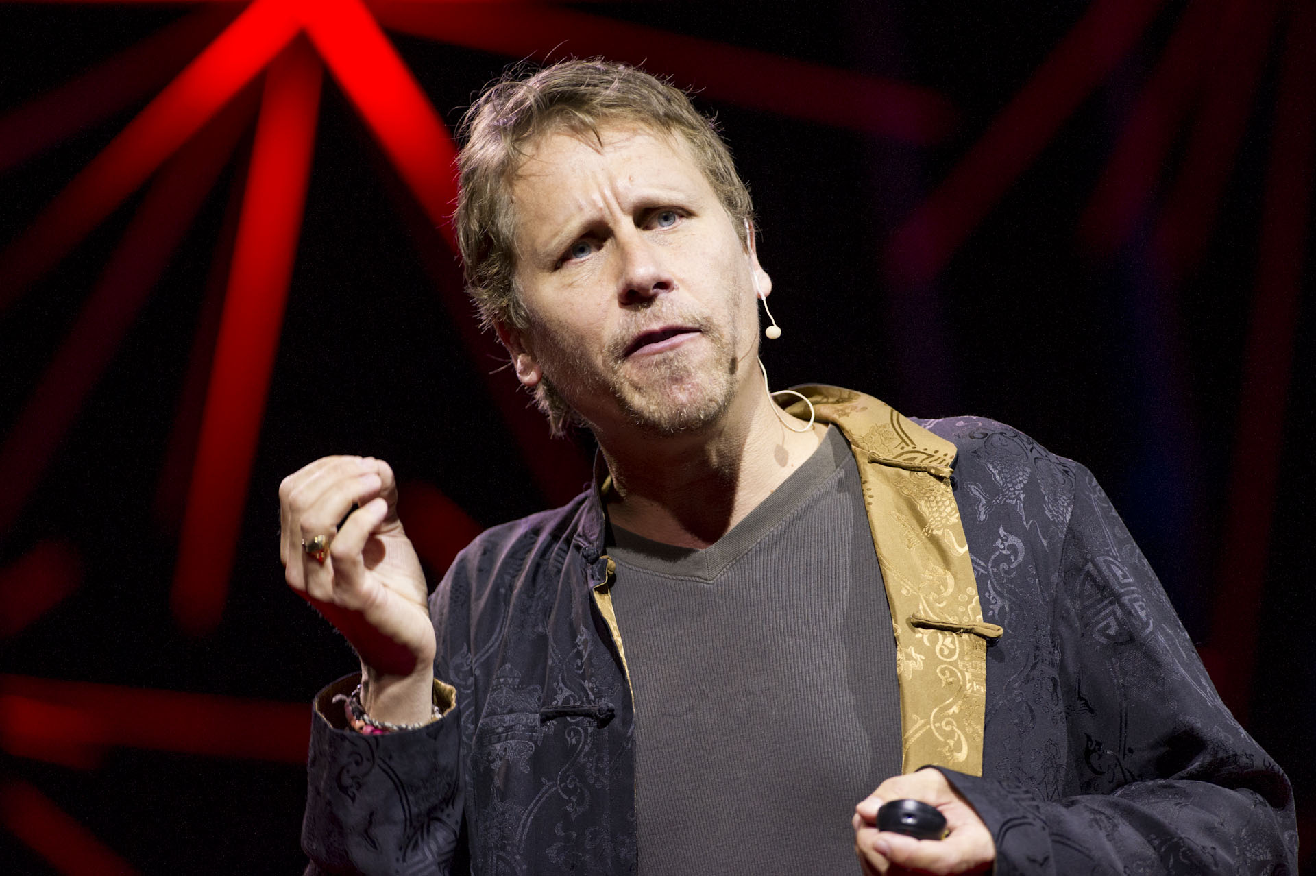Science is play: Beau Lotto and Amy O’Toole at TEDGlobal 2012 | TED Blog