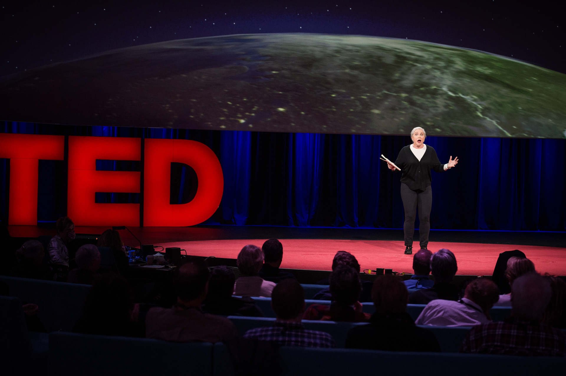 As told to Aunt Bonnie: Julia Sweeney wraps up TED2014 | TED Blog