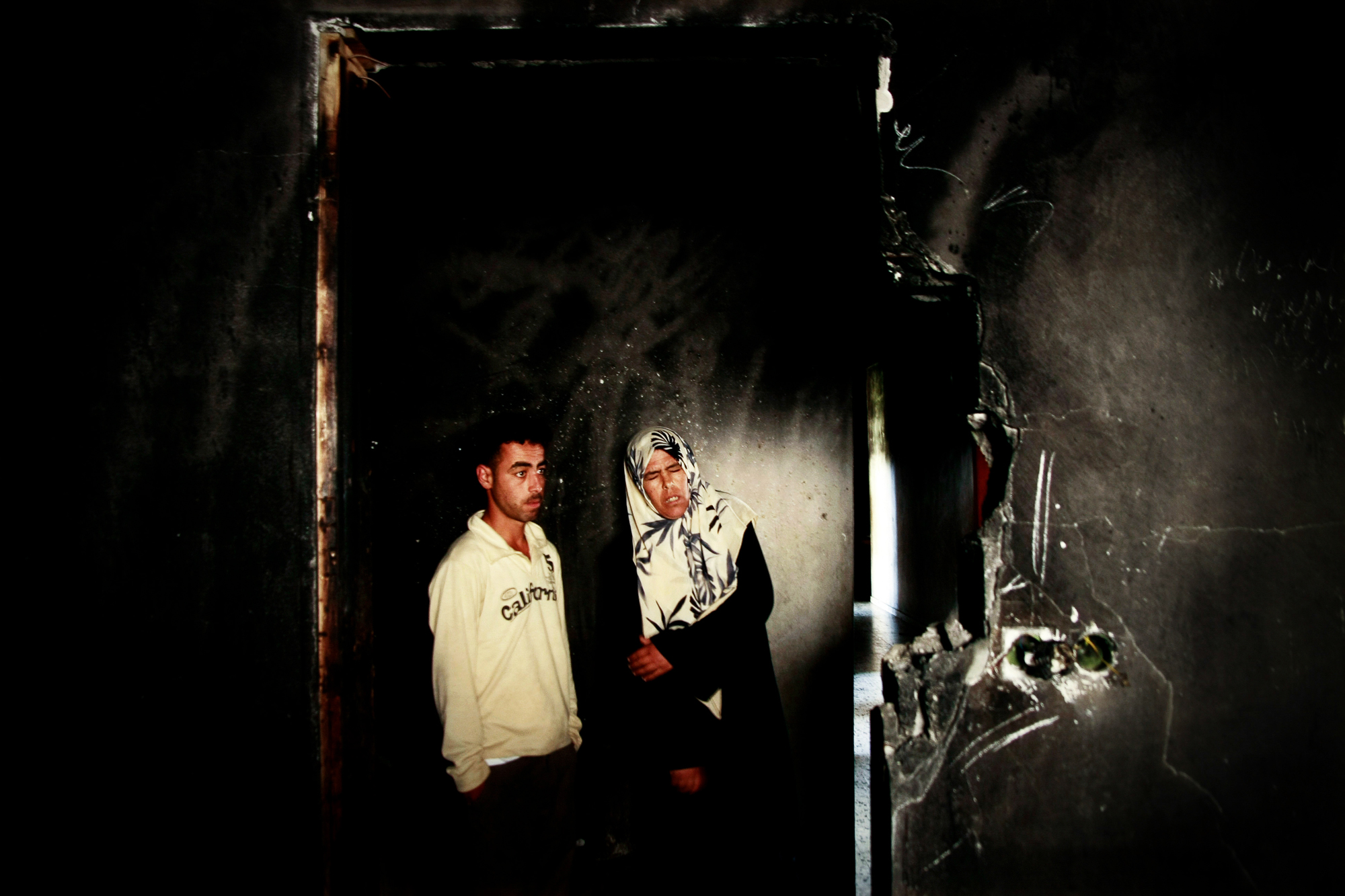 Gazan photojournalist Eman Mohammed depicts the devastation of war ...